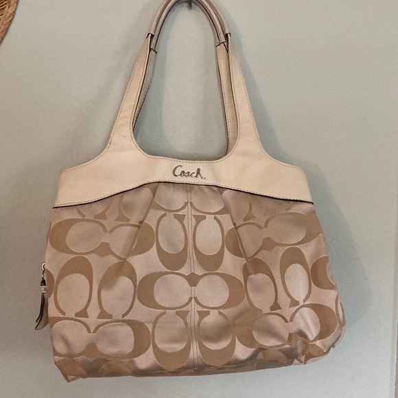 Coach | Bags | Coach Purse Cream Leather Fabric Cream And A Beautiful ...